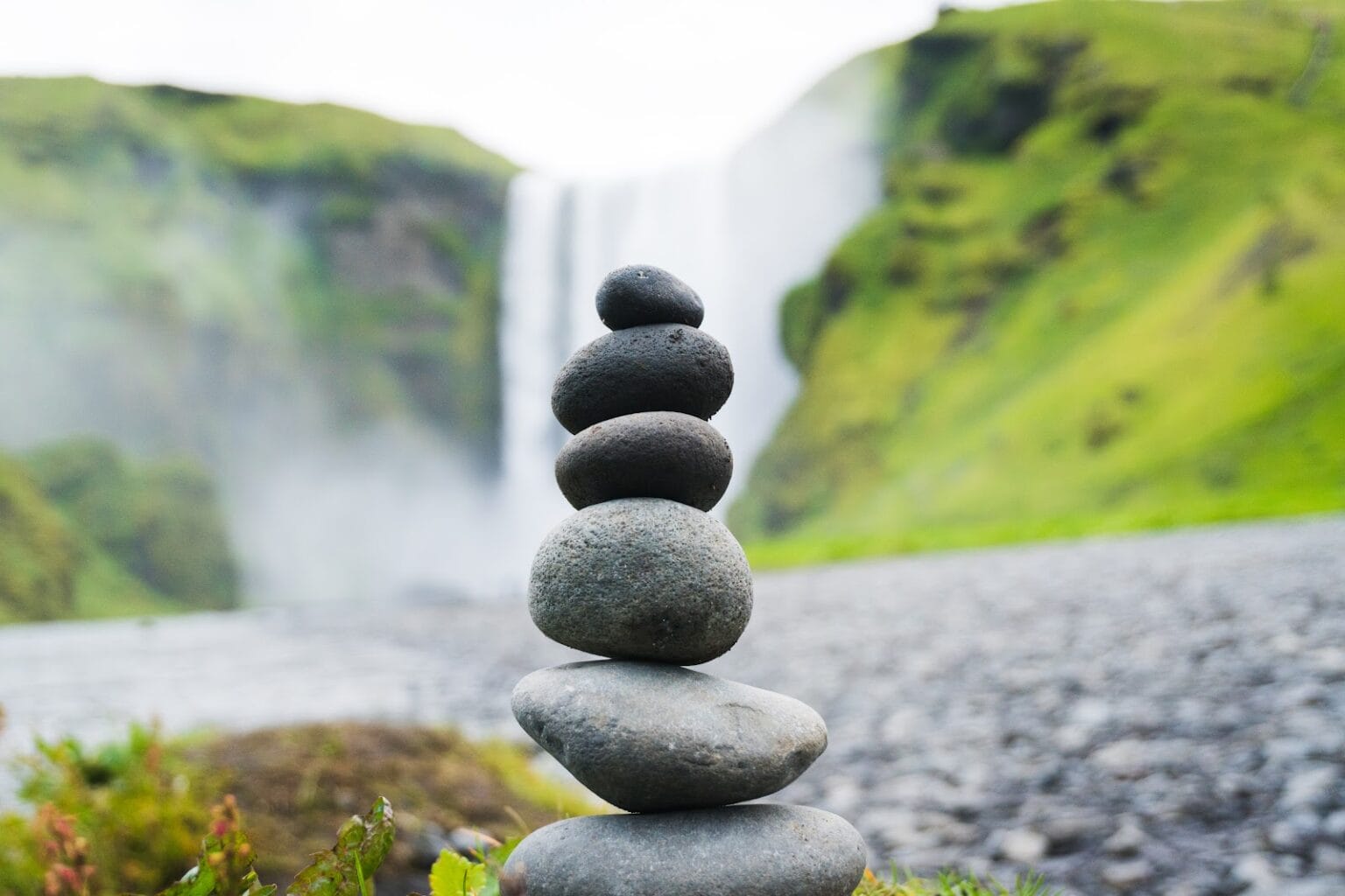 10 Easy Money Rules for 2025 (by Ramit Sethi)